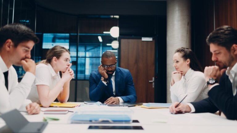 The Role of Nonverbal Communication in the Workplace